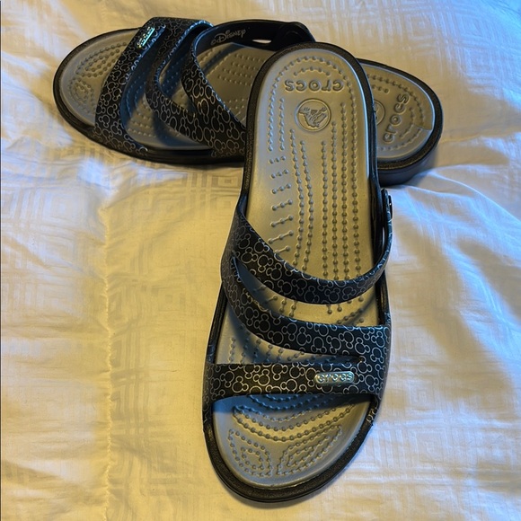 Disney | Shoes | Crocs Disney Mouse Ears Patterned Slipon Sandals ...